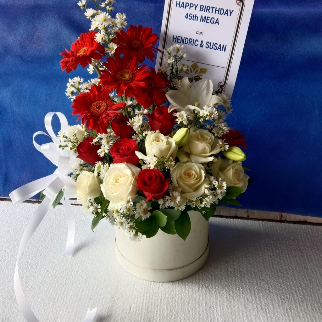Bouquet Meja 002 – Toko Bunga Bandung Murah
